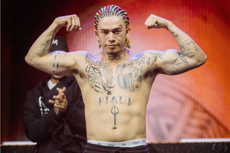 Whindersson Nunes luta até o fim, mas é derrotado por King Kenny - ROTA343
